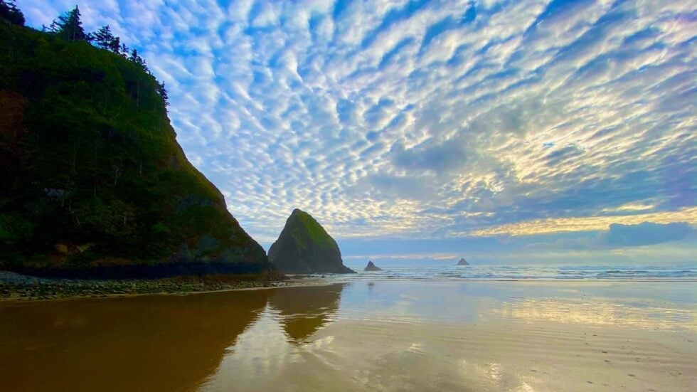 Arch Cape, Oregon Getaway: Things to Do, Hotels and More