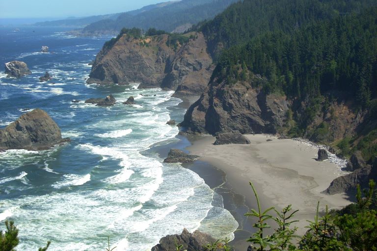 Enjoy the Lowest Tides on the Oregon Coast This Summer (2025)