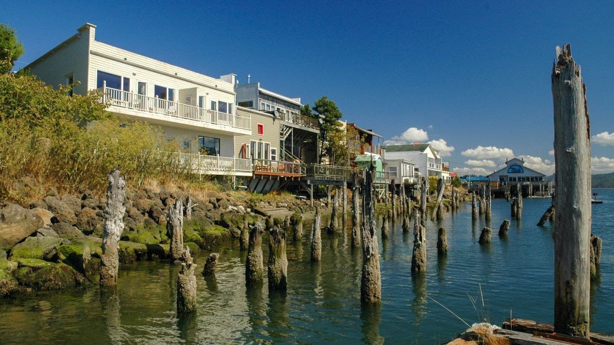 Top Things to Do in Florence, Oregon: Sea Lion Caves and More Attractions