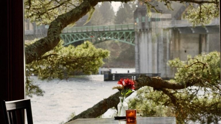 20+ Top-Rated Restaurants in Florence, Oregon